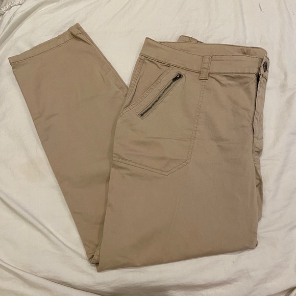jcpenney | Pants & Jumpsuits | Khaki Skinny Jeans | Poshmark